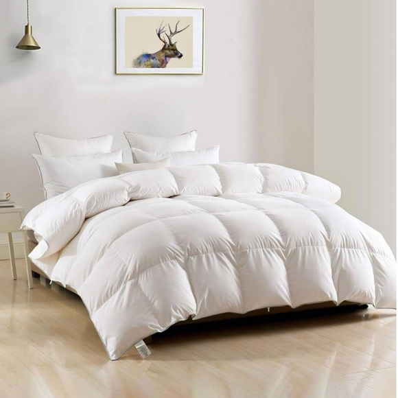 Bedding | Dwr Luxury Super King Down Feather Fibers Comforter Medium ...
